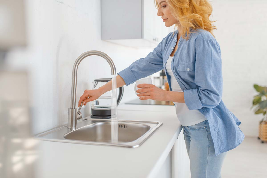 Instant Electric Hot Water Tap: Modern Convenience for Your Home | Mind ...