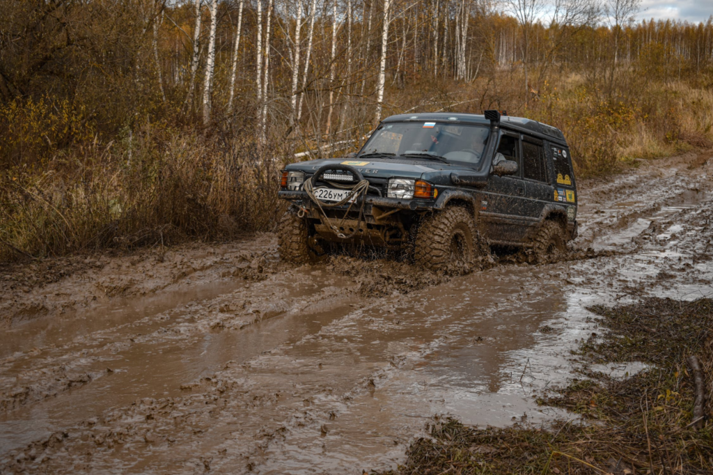 Off-Roading Essentials: How Bull Bars Enhance Vehicle Protection - Mind ...
